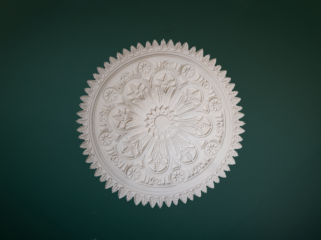 Ceiling Centre AAR18 - Alter Artistry Ltd